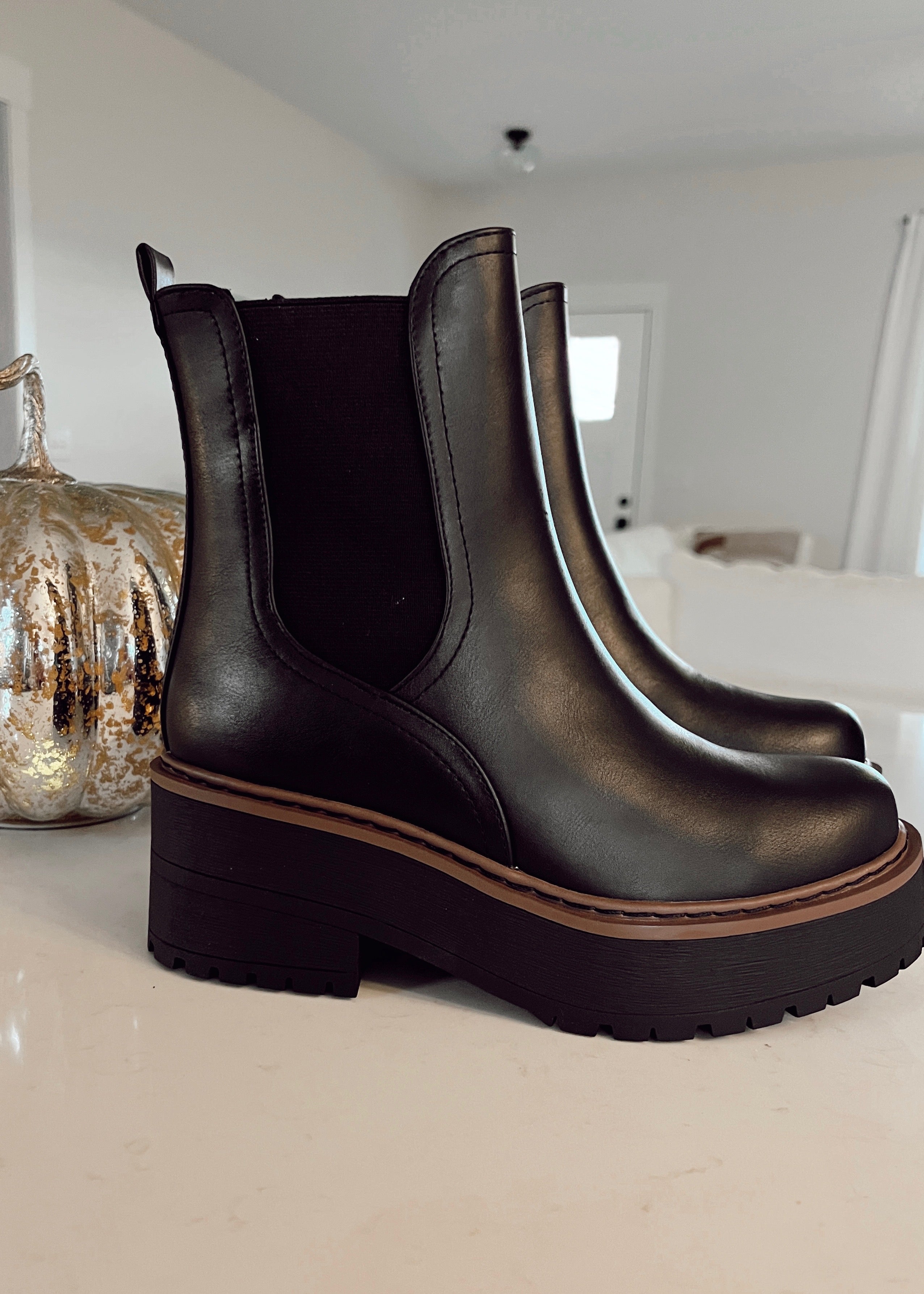 Beckham Boots – Harlow x Brooks Boutique